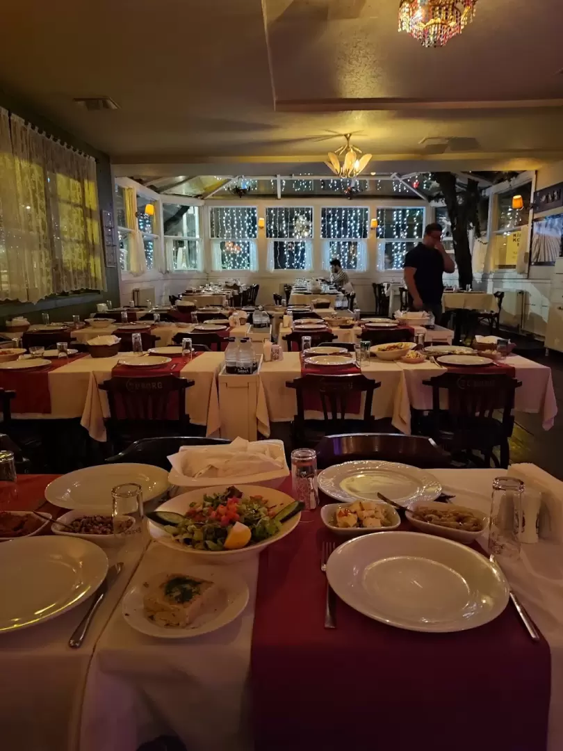 Kalender Zebra, Çankaya, Ankara