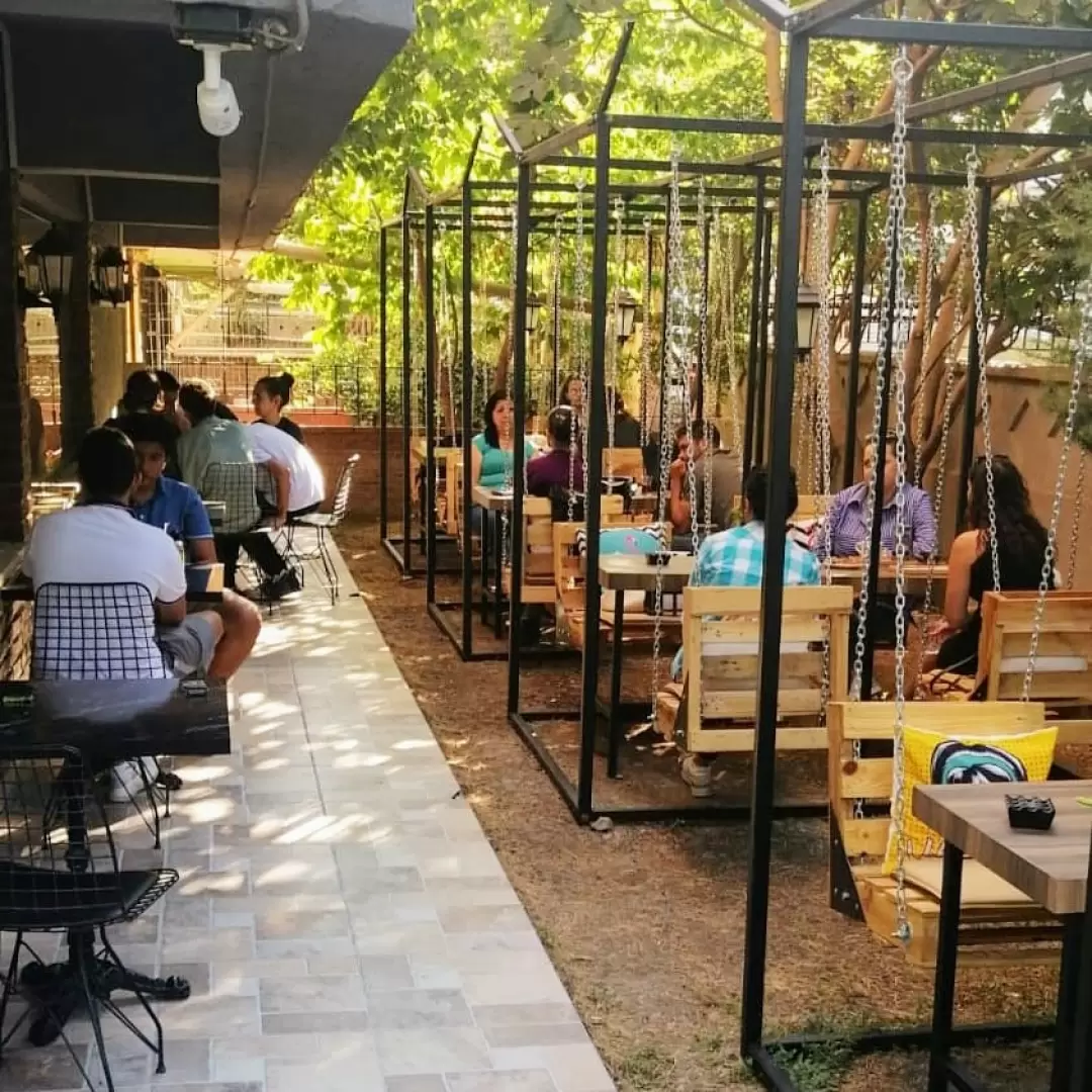 Silent Cafe Kütüphane, Odunpazarı, Eskişehir
