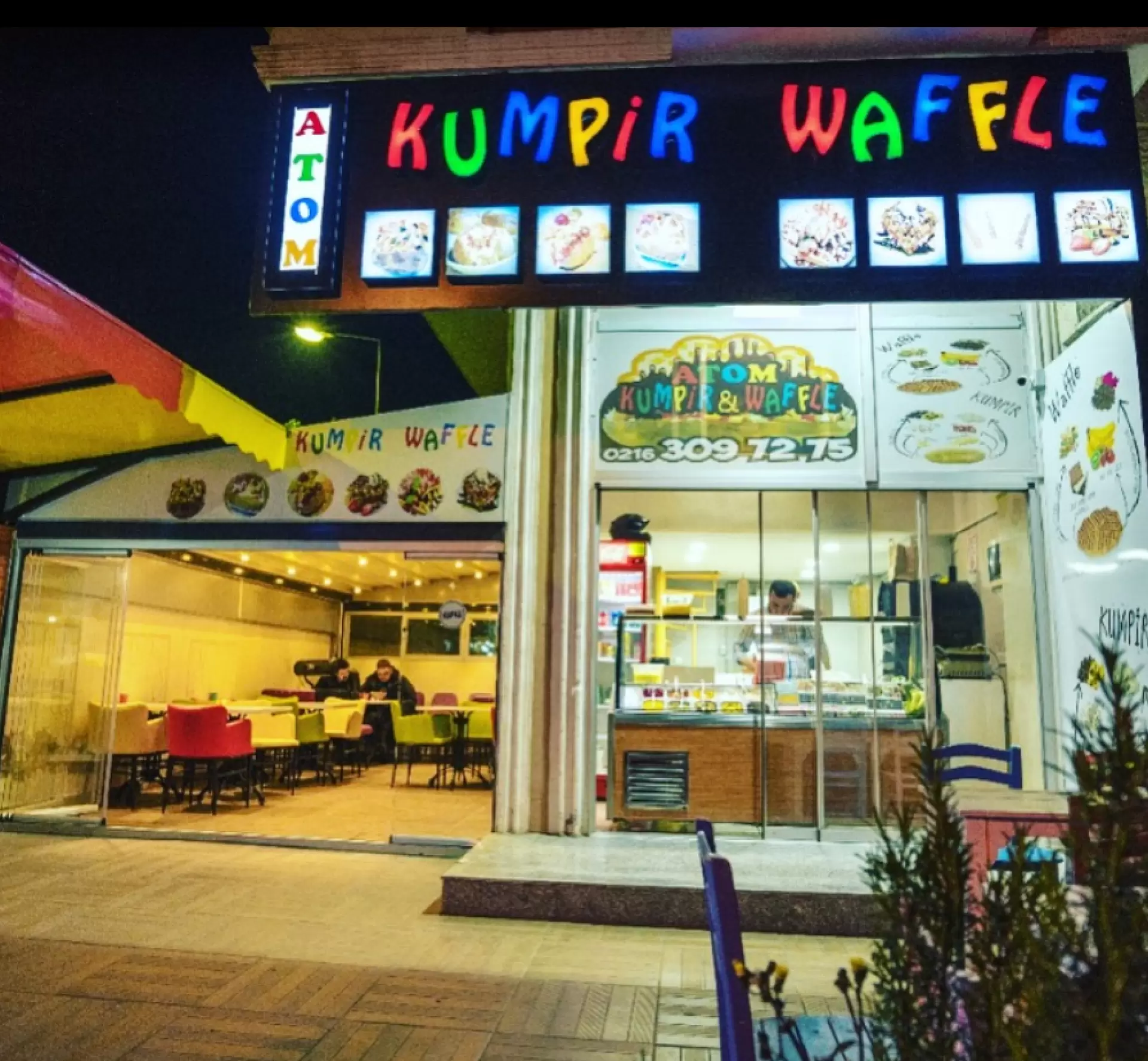 Atom Kumpir & Waffle Kartal, Kartal, İstanbul